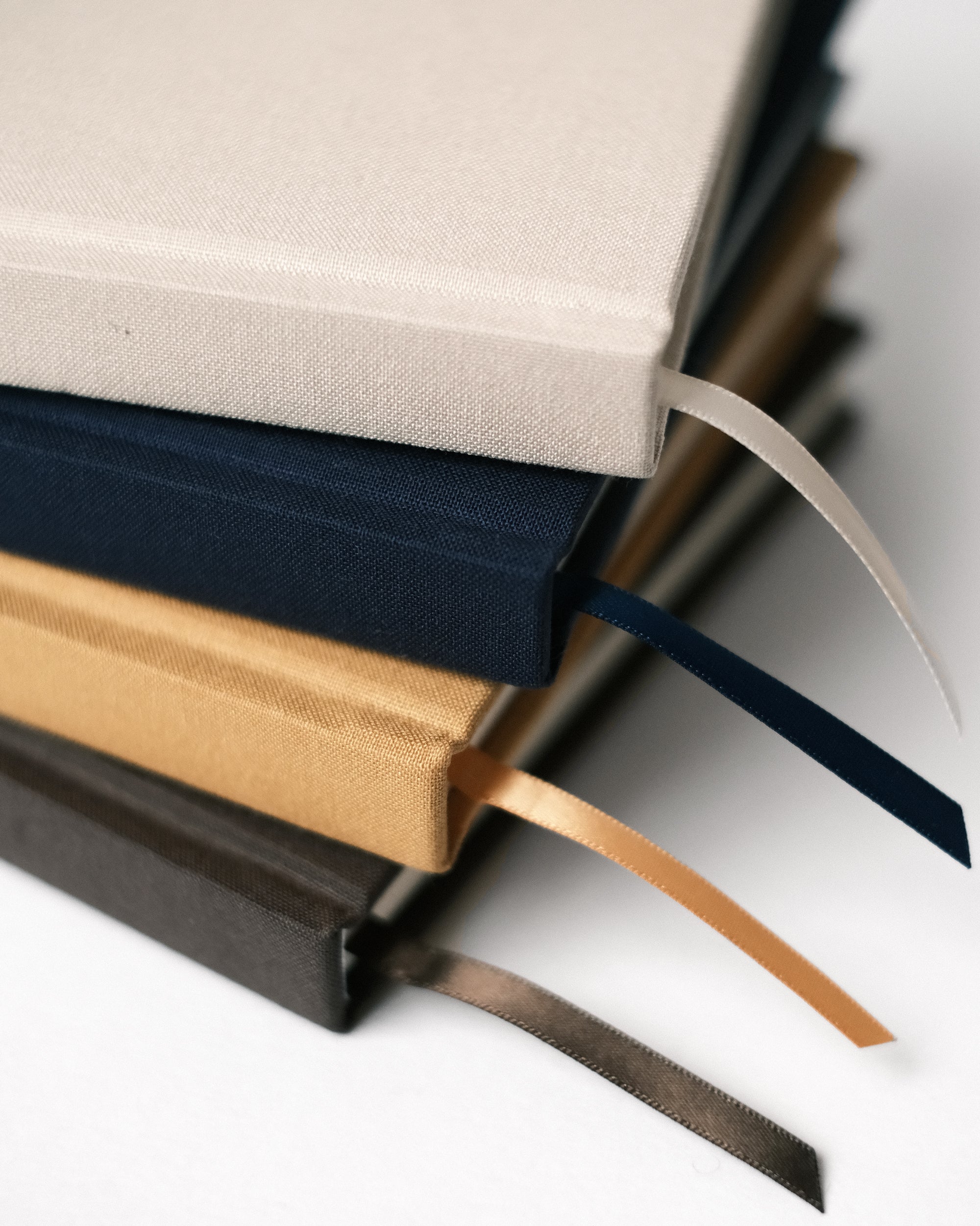 7115 Daybook - Navy – 7115 by Szeki
